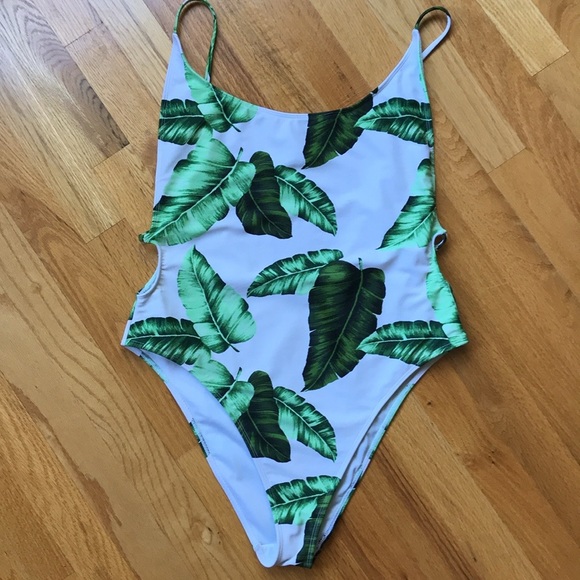 Forever 21 | Swim | 25 Palm Leaf Side Keyhole Swimsuit | Poshmark